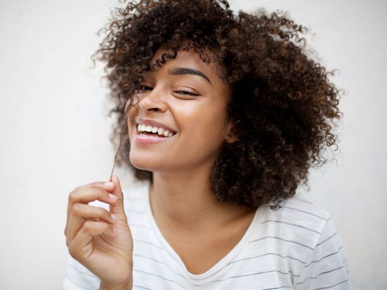 Tipos de cachos: como identificar a curvatura do seu cabelo - Roteiro ...